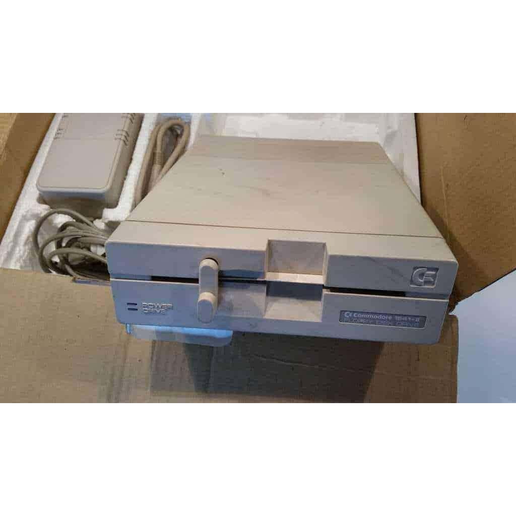 Commodore 1541-II Floppy Drive (Commodore)