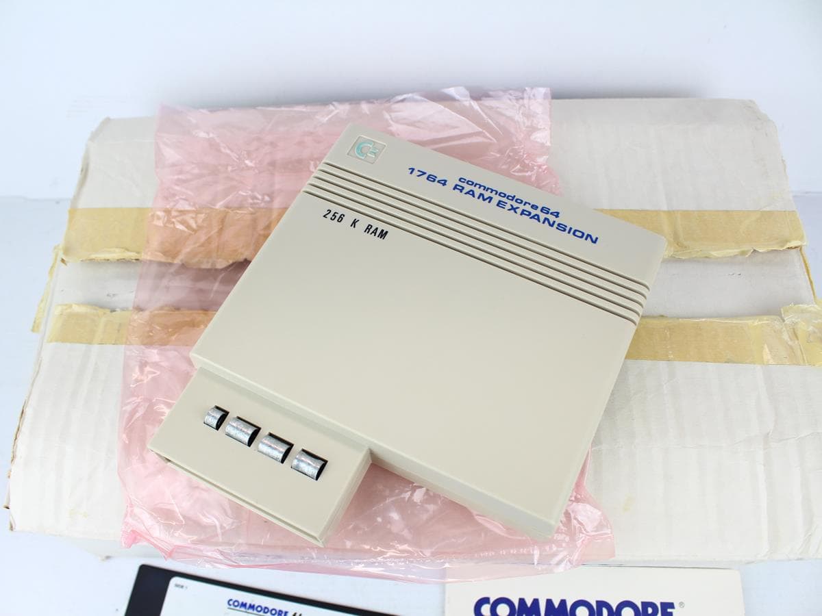 Commodore 1764 RAM Expansion (Boxed) - WTS Retro