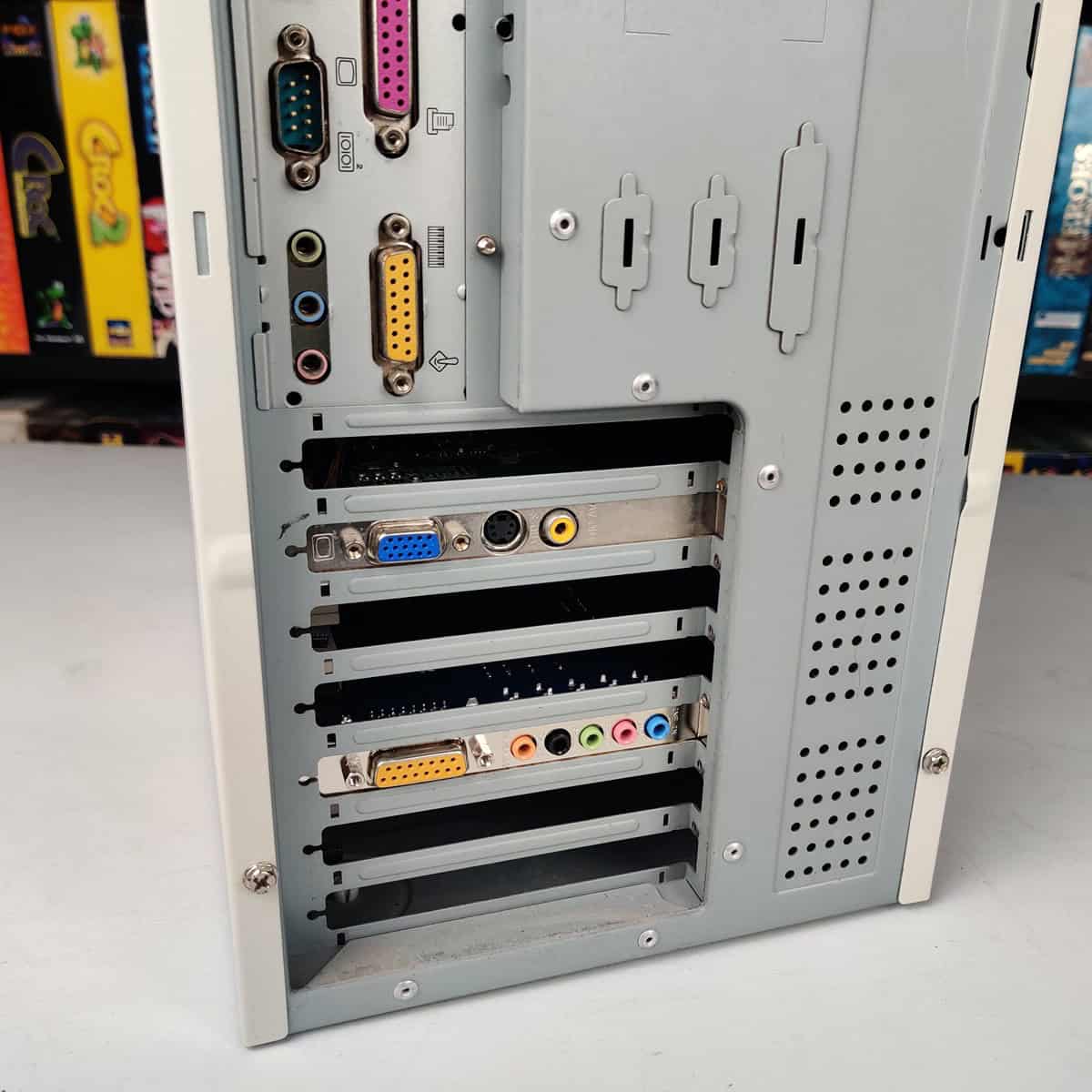 AOpen HX45 Computer (AMD Athlon 1150MHz, 256MB Ram, 160GB HDD, Win98)