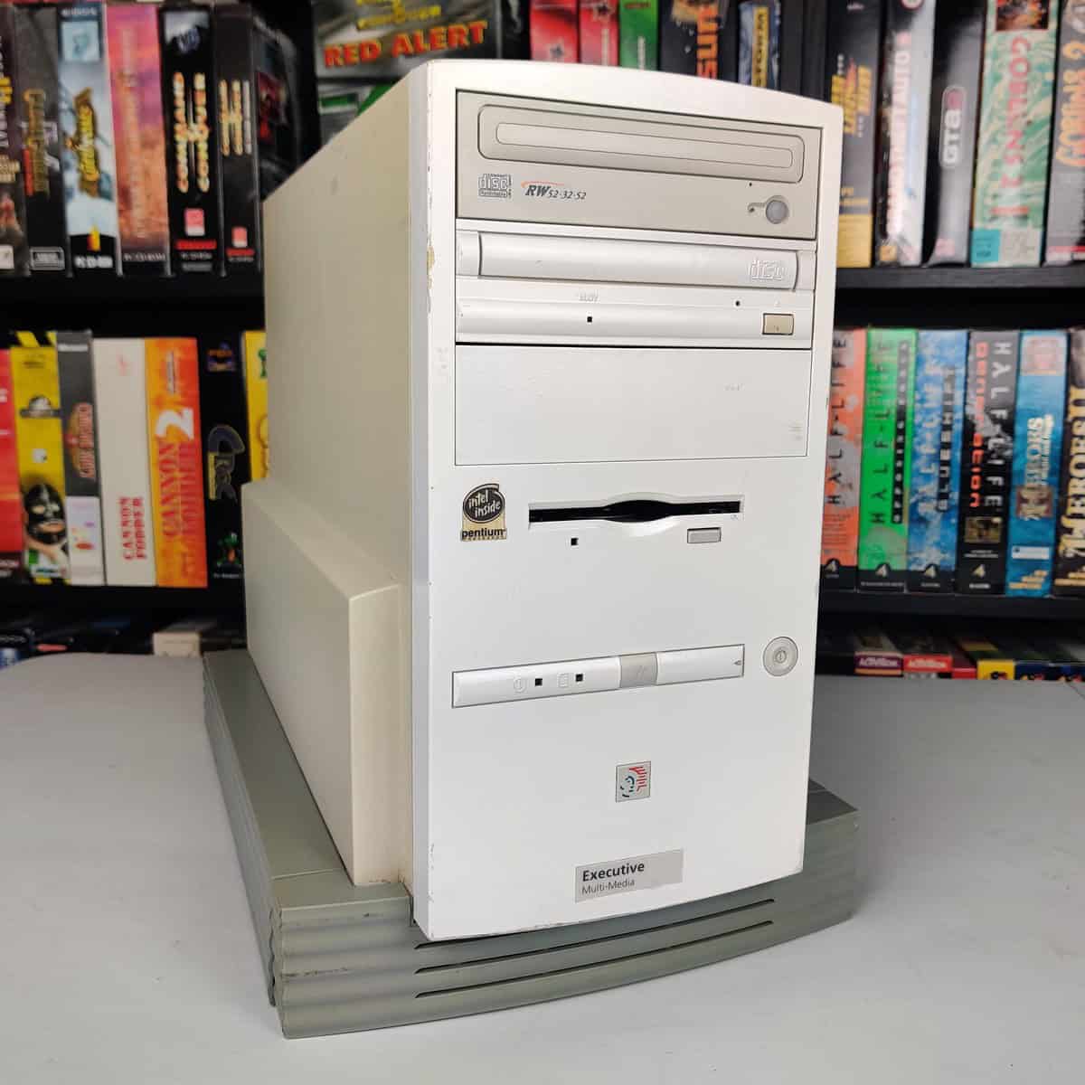 Packard Bell A950-PTRE6640 (Pentium 133MHz, 16MB Ram, 4.3GB HDD, Win95)